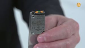 O6H301 - 带背景消除的漫反射光电开关 - ifm