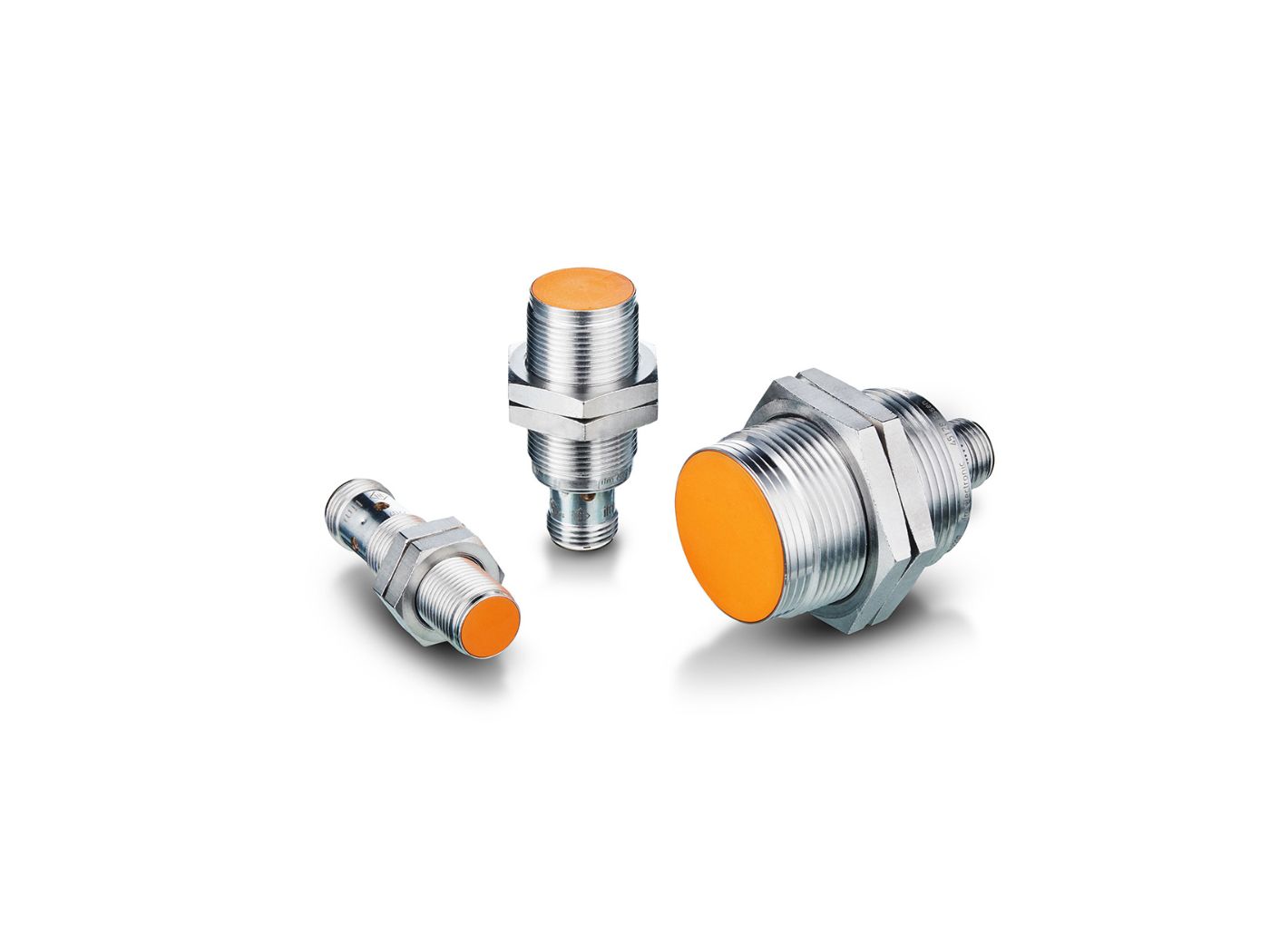 最小安装空间， 最大检测距离 - ifm